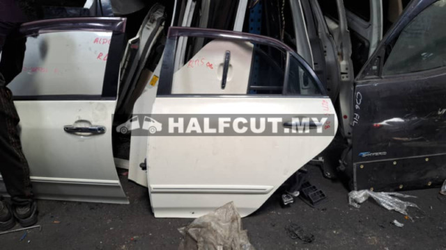 TOYOTA ALTIS 2008 REAR DOOR R/L - Halfcut Malaysia KL Selangor Penang ...
