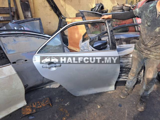 TOYOTA CAMRY ACV50 REAR DOOR R/R - Halfcut Malaysia Kuala Lumpur ...