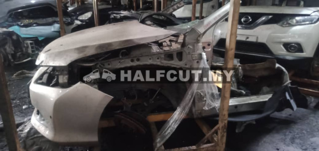 TOYOTA CAMRY ACV50 FRONT HALF CUT - Halfcut Malaysia KL Selangor Penang ...