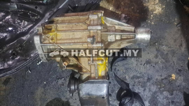 ISUZU D-MAX TRANSFER BOX 2.5 6SPEED MANUAL - Halfcut Malaysia KL ...